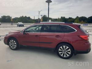 Red Subaru Outback 2018 in Riga, with an engine capacity of 2.00 L and mileage of 114 thousand km for 16000 €, photo 4 on AUTOMOTO.COM.LV