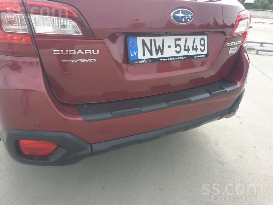 Red Subaru Outback 2018 in Riga, with an engine capacity of 2.00 L and mileage of 114 thousand km for 16000 €, photo 9 on AUTOMOTO.COM.LV