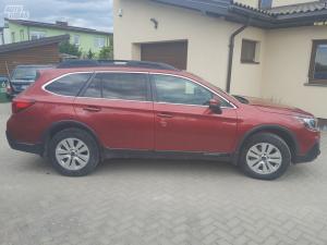 Red Subaru Outback 2018 in Kaunas, with an engine capacity of 2.50 L and mileage of 194 thousand km for 11600 €, photo 3 on AUTOMOTO.COM.LV