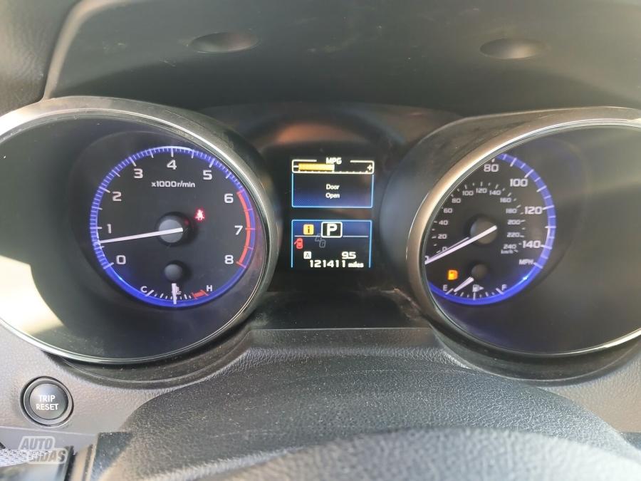 Red Subaru Outback 2018 in Kaunas, with an engine capacity of 2.50 L and mileage of 194 thousand km for 11600 €, photo 7 on AUTOMOTO.COM.LV