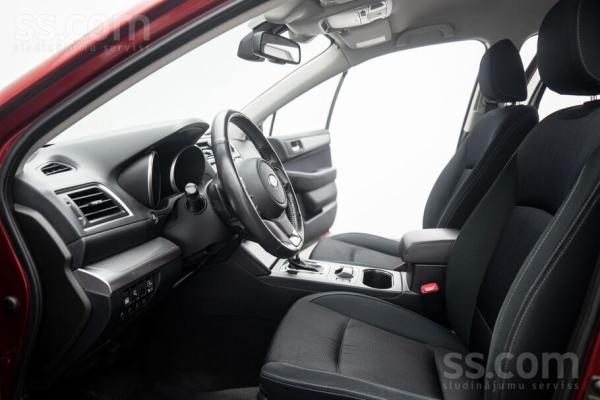 Subaru Outback 2018 Tallina vietnē Sarkans Subaru Outback 2018 Tallina, ar dzinēja tilpumu 2.50 L un nobraukumu 206 tūkst. km par 12699 €, foto 10 vietnē AUTOMOTO.COM.LV