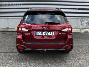 Red Subaru Outback 2018 in Riga, with an engine capacity of 2.50 L and mileage of 158 thousand km for 15900 €, photo 5 on AUTOMOTO.COM.LV