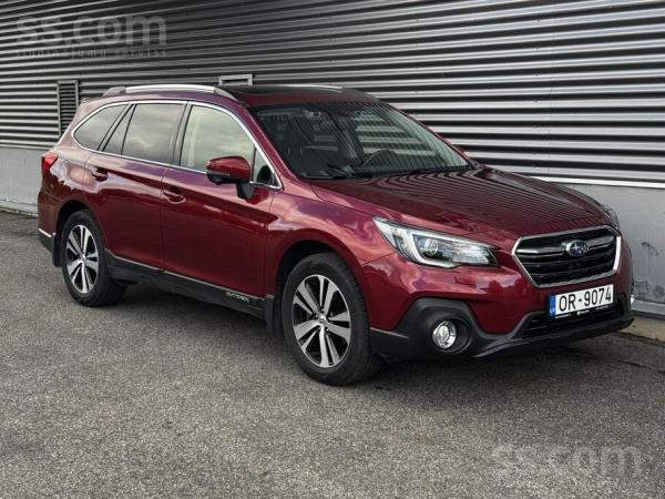 Red Subaru Outback 2018 in Riga, with an engine capacity of 2.50 L and mileage of 158 thousand km for 15900 €, photo 8 on AUTOMOTO.COM.LV