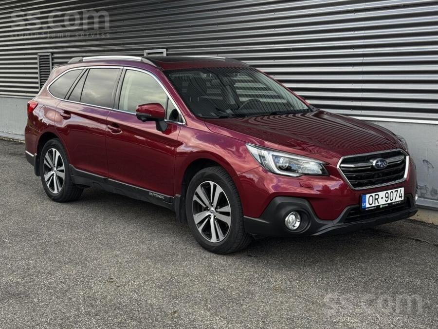 Red Subaru Outback 2018 in Riga, with an engine capacity of 2.50 L and mileage of 158 thousand km for 15900 €, photo 8 on AUTOMOTO.COM.LV