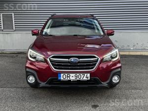 Red Subaru Outback 2018 in Riga, with an engine capacity of 2.50 L and mileage of 158 thousand km for 15900 €, photo 9 on AUTOMOTO.COM.LV