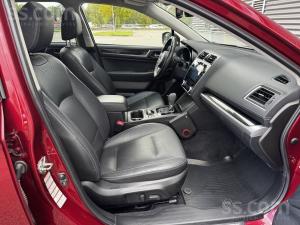 Red Subaru Outback 2018 in Riga, with an engine capacity of 2.50 L and mileage of 158 thousand km for 15900 €, photo 13 on AUTOMOTO.COM.LV