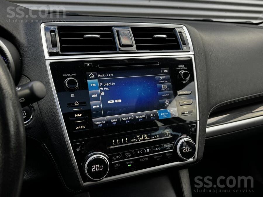 Red Subaru Outback 2018 in Riga, with an engine capacity of 2.50 L and mileage of 158 thousand km for 15900 €, photo 18 on AUTOMOTO.COM.LV