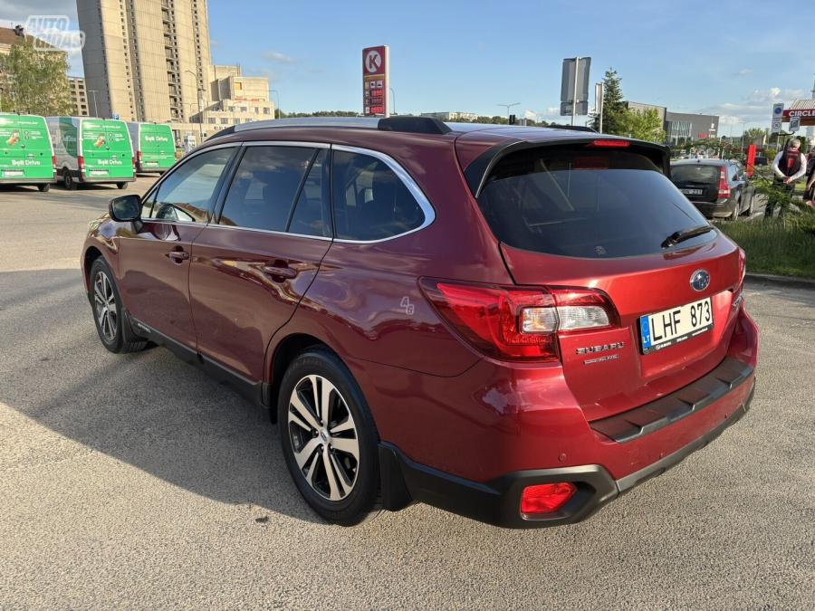 Red Subaru Outback 2019 in Vilnius, with an engine capacity of 2.50 L and mileage of 68 thousand km for 15900 €, photo 4 on AUTOMOTO.COM.LV