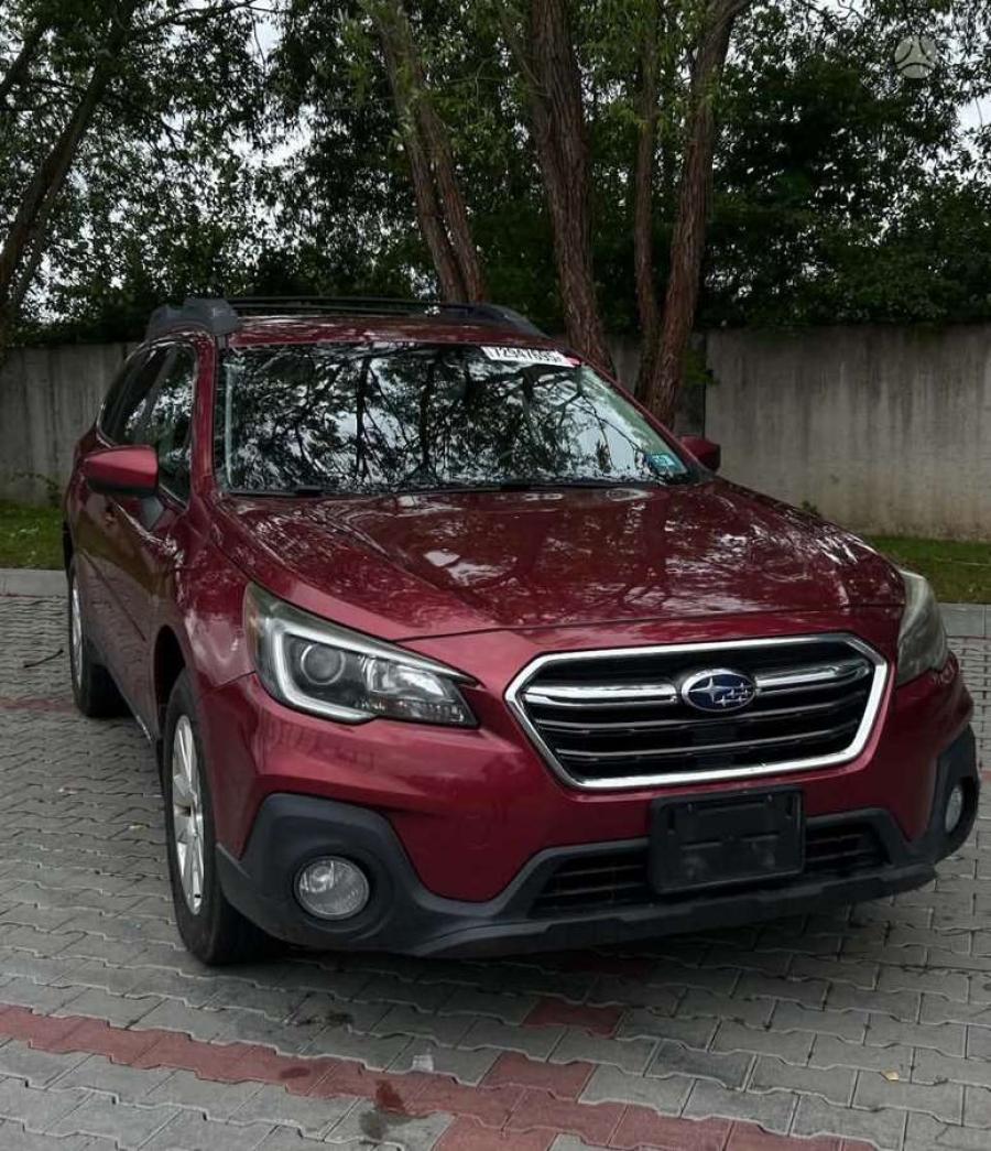 Red Subaru Outback 2019 in Siauliai, with an engine capacity of 2.50 L and mileage of 244 thousand km for 7800 €, photo 1 on AUTOMOTO.COM.LV