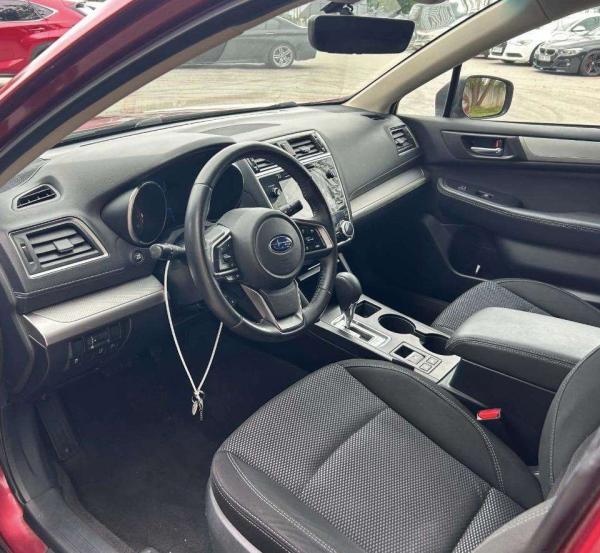 Red Subaru Outback 2019 in Siauliai, with an engine capacity of 2.50 L and mileage of 244 thousand km for 7800 €, photo 6 on AUTOMOTO.COM.LV