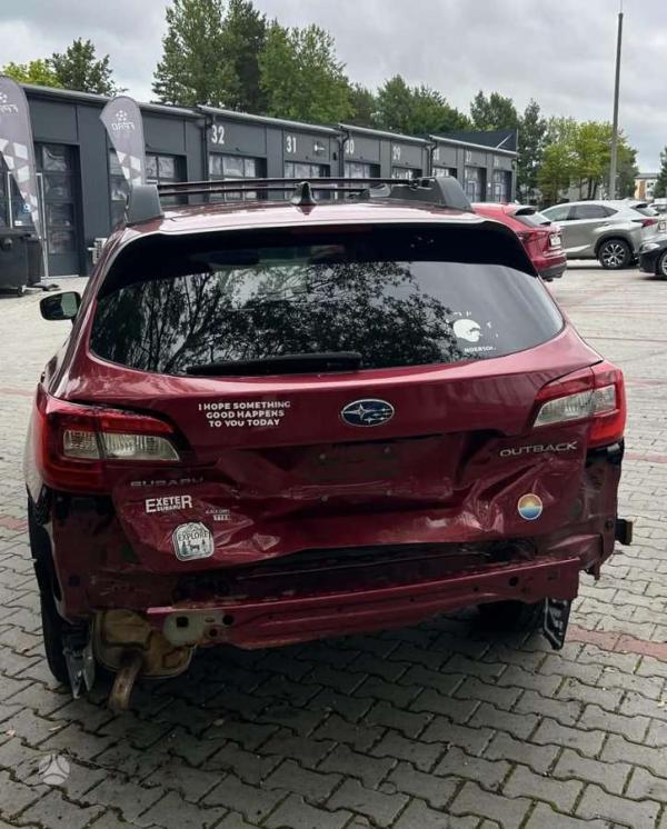 Red Subaru Outback 2019 in Siauliai, with an engine capacity of 2.50 L and mileage of 244 thousand km for 7800 €, photo 10 on AUTOMOTO.COM.LV