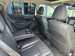 Red Subaru Outback 2021 in Tallinn, with an engine capacity of 2.50 L and mileage of 153 thousand km for 20990 €, photo 8 on AUTOMOTO.COM.LV