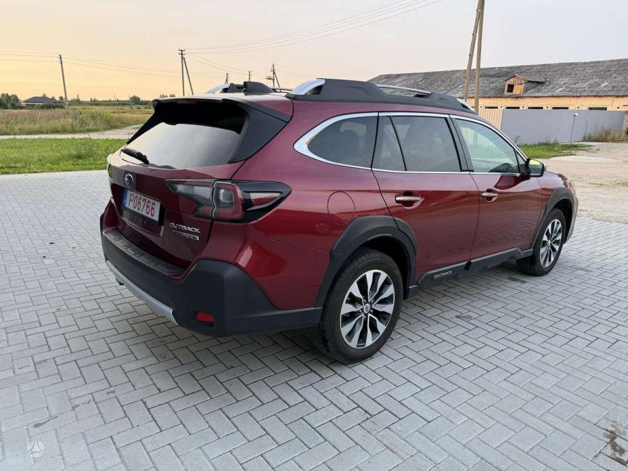 Red Subaru Outback 2023 in Panevezys, with an engine capacity of 2.39 L and mileage of 83 thousand km for 23900 €, photo 6 on AUTOMOTO.COM.LV