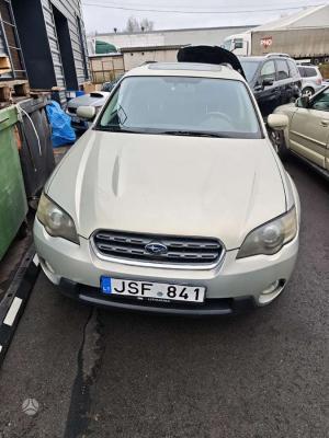 Subaru Outback 2004 Viļņa, ar dzinēja tilpumu 2.46 L un nobraukumu 250 tūkst. km par 1150 €, foto  vietnē AUTOMOTO.COM.LV
