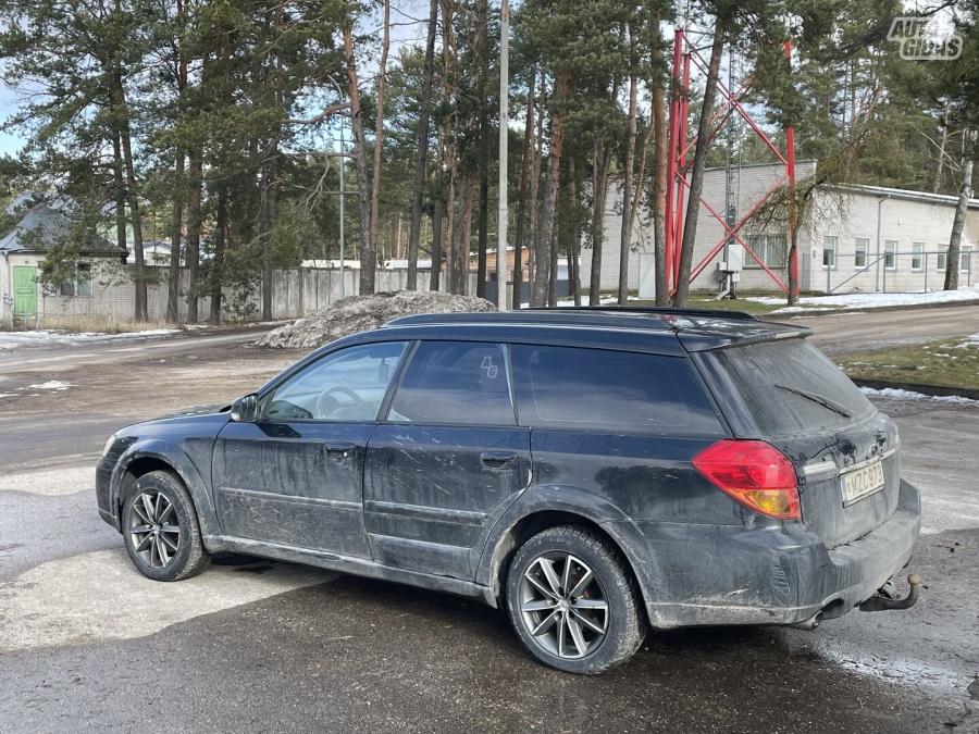 Субару Аутбек 2004 в Варена, объемом двигателя 2.50 л и пробегом 300 тыс. км за 650 €, фото 4 на AUTOMOTO.COM.LV