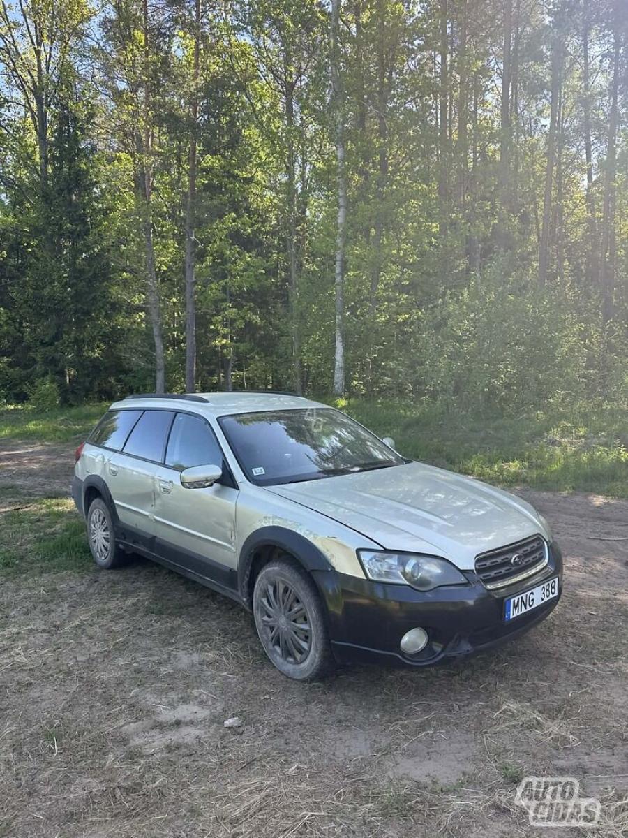 Subaru Outback 2004 in Silute, with an engine capacity of 2.50 L and mileage of 300 thousand km for 1000 €, photo 3 on AUTOMOTO.COM.LV