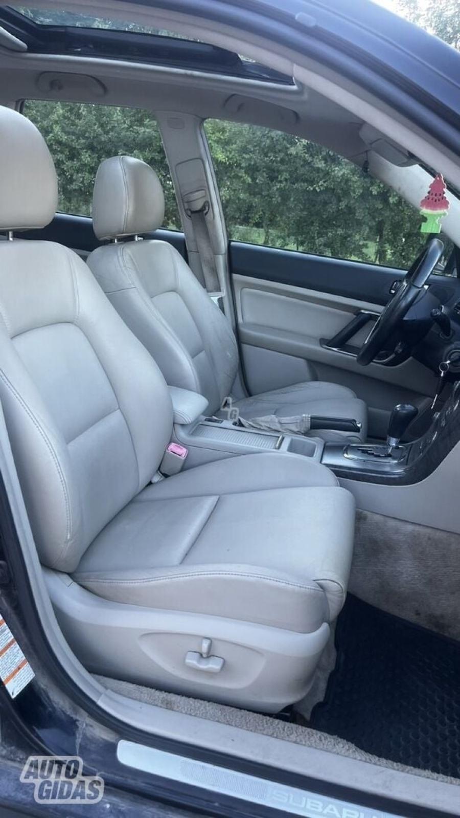 Subaru Outback 2004 in Silute, with an engine capacity of 3.00 L and mileage of 387 thousand km for 2199 €, photo 14 on AUTOMOTO.COM.LV