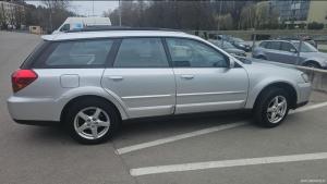 Subaru Outback 2005 in Vilnius, with an engine capacity of 2.50 L and mileage of 393 thousand km for 1700 €, photo 5 on AUTOMOTO.COM.LV
