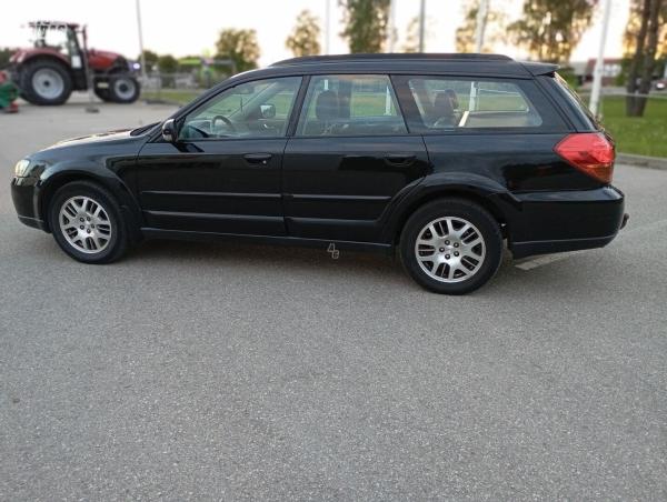 Subaru Outback 2005 in Utena, with an engine capacity of 2.50 L and mileage of 239 thousand km for 3900 €, photo 8 on AUTOMOTO.COM.LV
