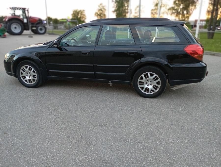 Subaru Outback 2005 in Utena, with an engine capacity of 2.50 L and mileage of 239 thousand km for 3900 €, photo 9 on AUTOMOTO.COM.LV