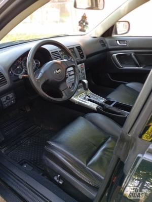 Subaru Outback 2005 in Utena, with an engine capacity of 2.50 L and mileage of 239 thousand km for 3900 €, photo 14 on AUTOMOTO.COM.LV