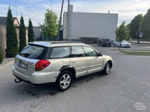 Subaru Outback 2005 in Taurage, with an engine capacity of 2.50 L and mileage of 290 thousand km for 650 €, photo 5 on AUTOMOTO.COM.LV