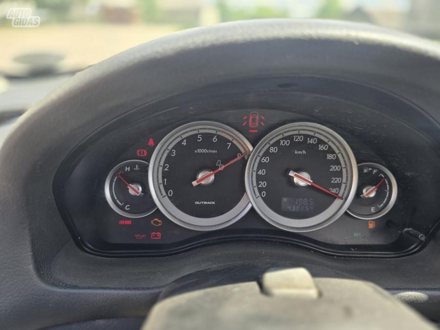Subaru Outback 2005 Tauragė, ar dzinēja tilpumu 2.50 L un nobraukumu 438 tūkst. km par 2000 €, foto 10 vietnē AUTOMOTO.COM.LV