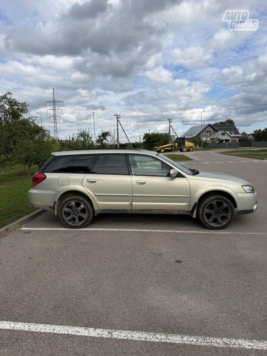 Subaru Outback 2005 in Kaunas, with an engine capacity of 2.50 L and mileage of 377 thousand km for 1500 €, photo 4 on AUTOMOTO.COM.LV