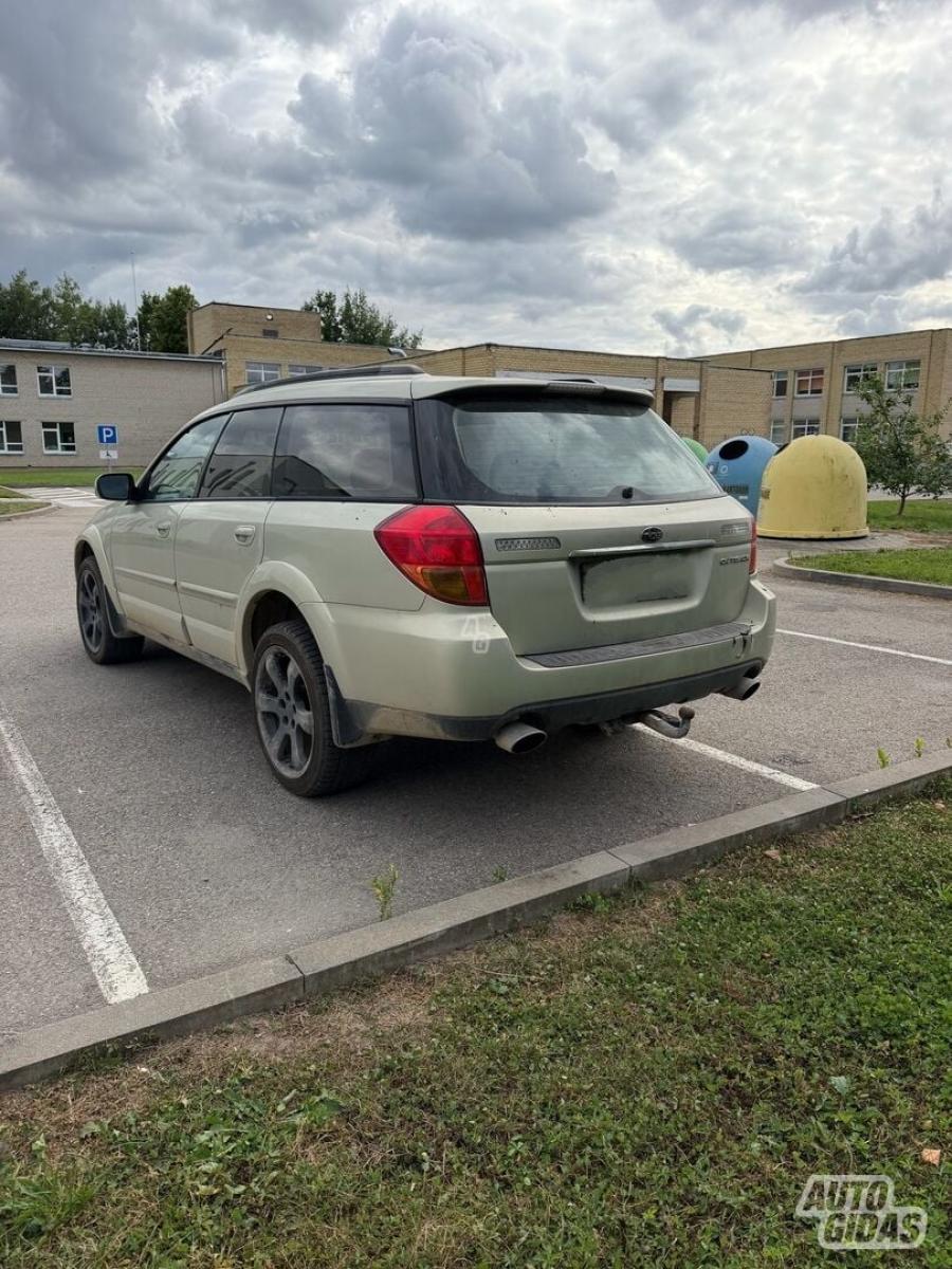 Subaru Outback 2005 in Kaunas, with an engine capacity of 2.50 L and mileage of 377 thousand km for 1500 €, photo 6 on AUTOMOTO.COM.LV