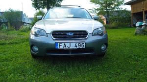 Subaru Outback 2005 in Utena, with an engine capacity of 2.50 L and mileage of 360 thousand km for 2300 €, photo 3 on AUTOMOTO.COM.LV
