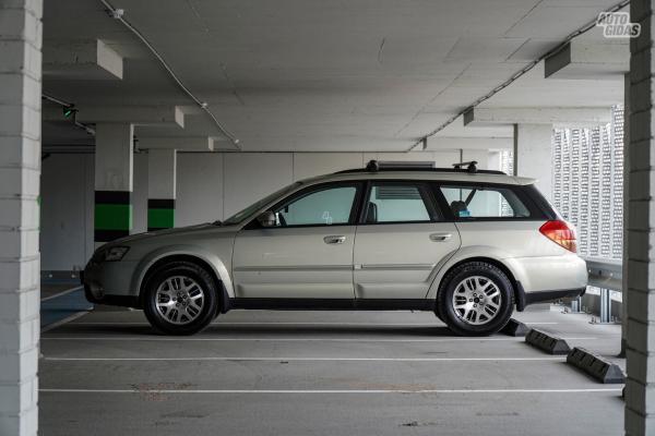 Subaru Outback 2006 Viļņa, ar dzinēja tilpumu 2.50 L un nobraukumu 266 tūkst. km par 2900 €, foto 4 vietnē AUTOMOTO.COM.LV