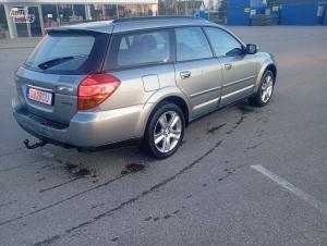 Subaru Outback 2006 in Utena, with an engine capacity of 2.50 L and mileage of 313 thousand km for 3700 €, photo 4 on AUTOMOTO.COM.LV