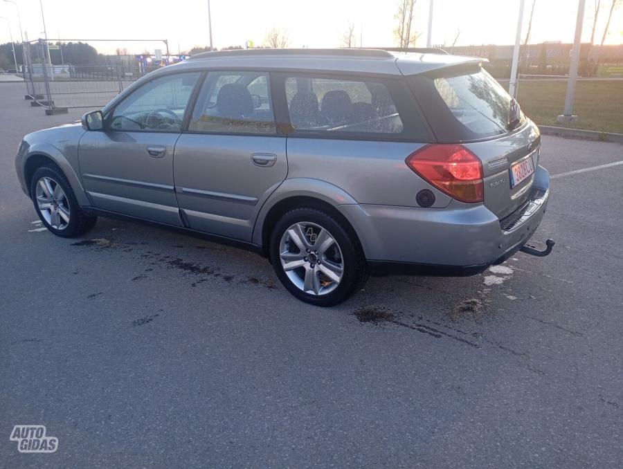 Subaru Outback 2006 in Utena, with an engine capacity of 2.50 L and mileage of 313 thousand km for 3700 €, photo 5 on AUTOMOTO.COM.LV