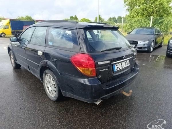 Subaru Outback 2006 in Vilnius, with an engine capacity of 2.46 L and mileage of 277 thousand km for 1900 €, photo 3 on AUTOMOTO.COM.LV