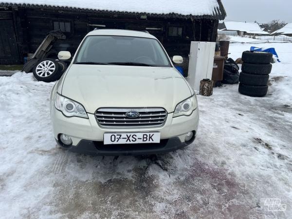 Subaru Outback 2007 in Trakai, with an engine capacity of 2.50 L and mileage of 340 thousand km for 3950 €, photo 1 on AUTOMOTO.COM.LV
