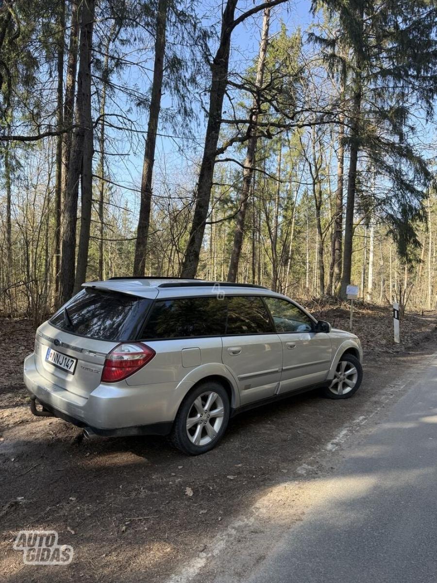 Subaru Outback 2007 Panevēža, ar dzinēja tilpumu 2.50 L un nobraukumu 450 tūkst. km par 2350 €, foto 6 vietnē AUTOMOTO.COM.LV