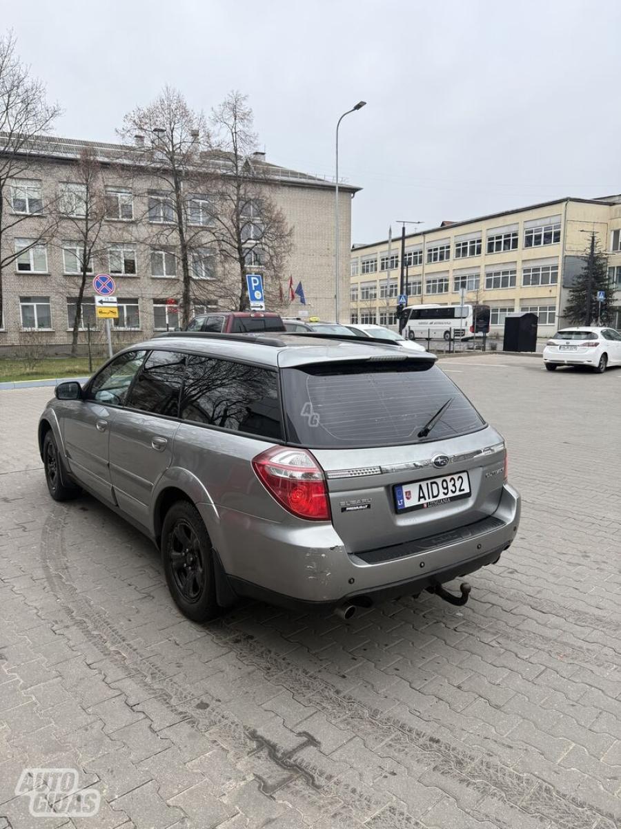 Subaru Outback 2007 in Vilnius, with an engine capacity of 2.50 L and mileage of 280 thousand km for 3150 €, photo 1 on AUTOMOTO.COM.LV