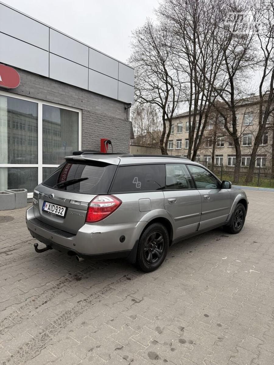 Subaru Outback 2007 in Vilnius, with an engine capacity of 2.50 L and mileage of 280 thousand km for 3150 €, photo 12 on AUTOMOTO.COM.LV