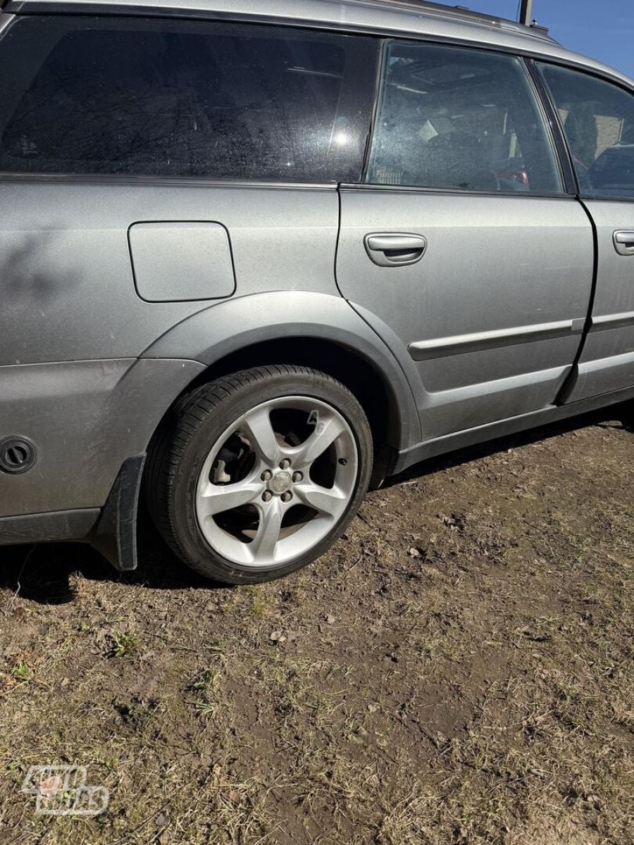 Subaru Outback 2007 in Vilnius, with an engine capacity of 2.50 L and mileage of 280 thousand km for 3150 €, photo 14 on AUTOMOTO.COM.LV