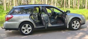 Subaru Outback 2007 in Vilnius, with an engine capacity of 2.50 L and mileage of 386 thousand km for 2450 €, photo 16 on AUTOMOTO.COM.LV