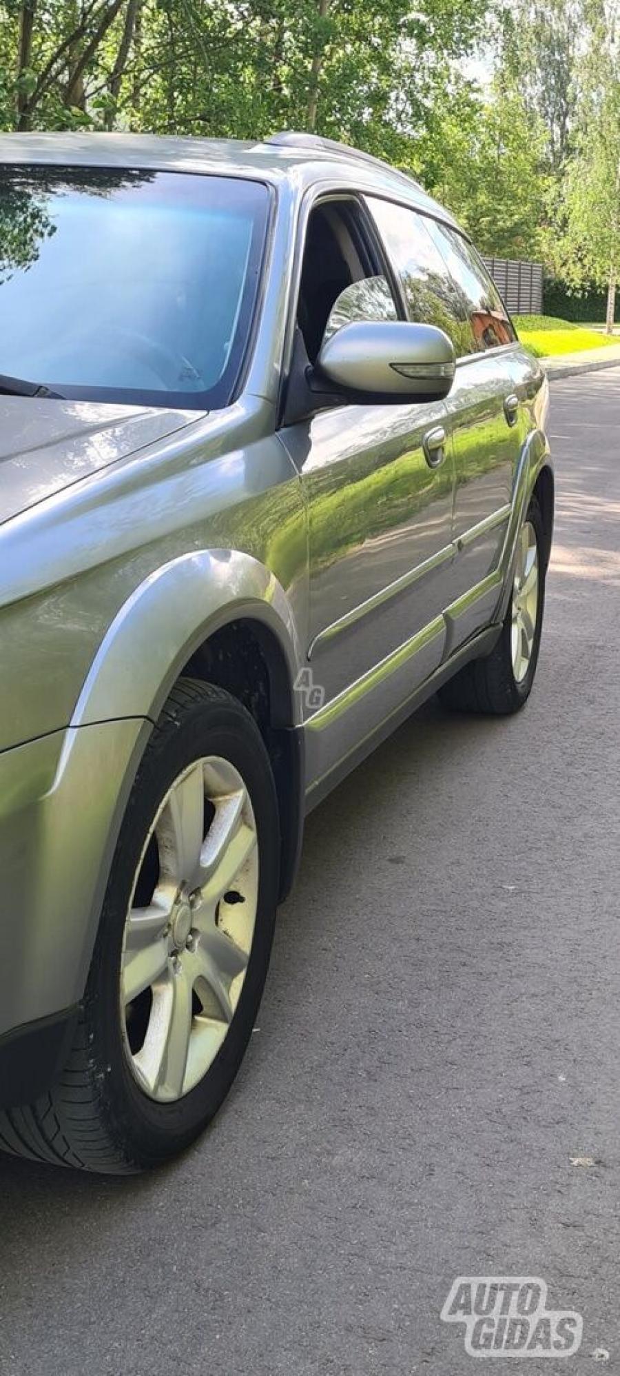 Subaru Outback 2007 in Vilnius, with an engine capacity of 2.50 L and mileage of 386 thousand km for 2450 €, photo 24 on AUTOMOTO.COM.LV