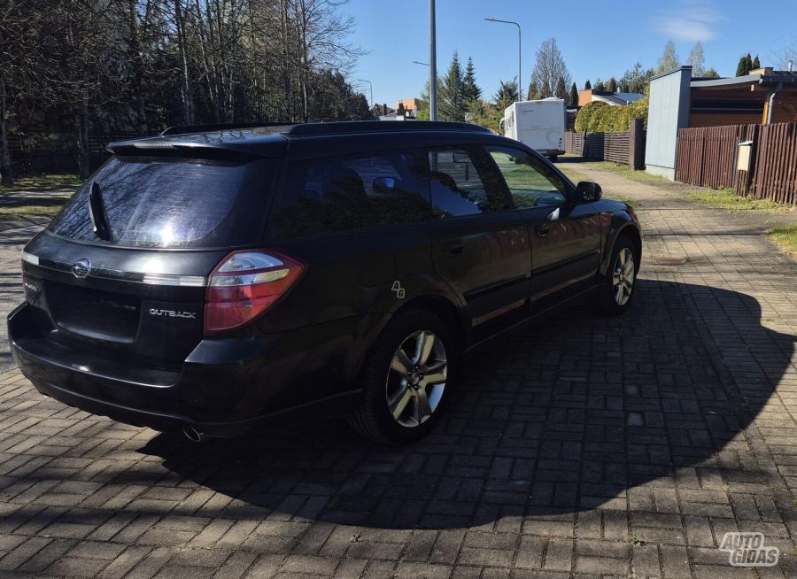 Subaru Outback 2007 in Vilnius, with an engine capacity of 2.50 L and mileage of 366 thousand km for 1100 €, photo 8 on AUTOMOTO.COM.LV