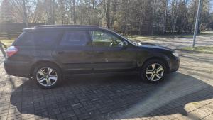 Subaru Outback 2007 in Vilnius, with an engine capacity of 2.50 L and mileage of 366 thousand km for 1100 €, photo 9 on AUTOMOTO.COM.LV