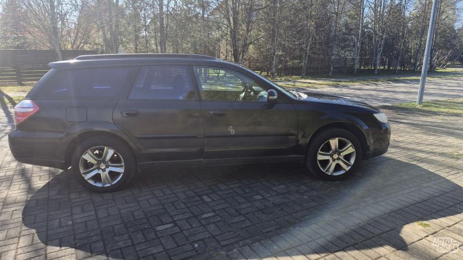 Subaru Outback 2007 in Vilnius, with an engine capacity of 2.50 L and mileage of 366 thousand km for 1100 €, photo 9 on AUTOMOTO.COM.LV