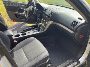 Subaru Outback 2007 in Madona, with an engine capacity of 3.00 L and mileage of 329 thousand km for 2900 €, photo 7 on AUTOMOTO.COM.LV