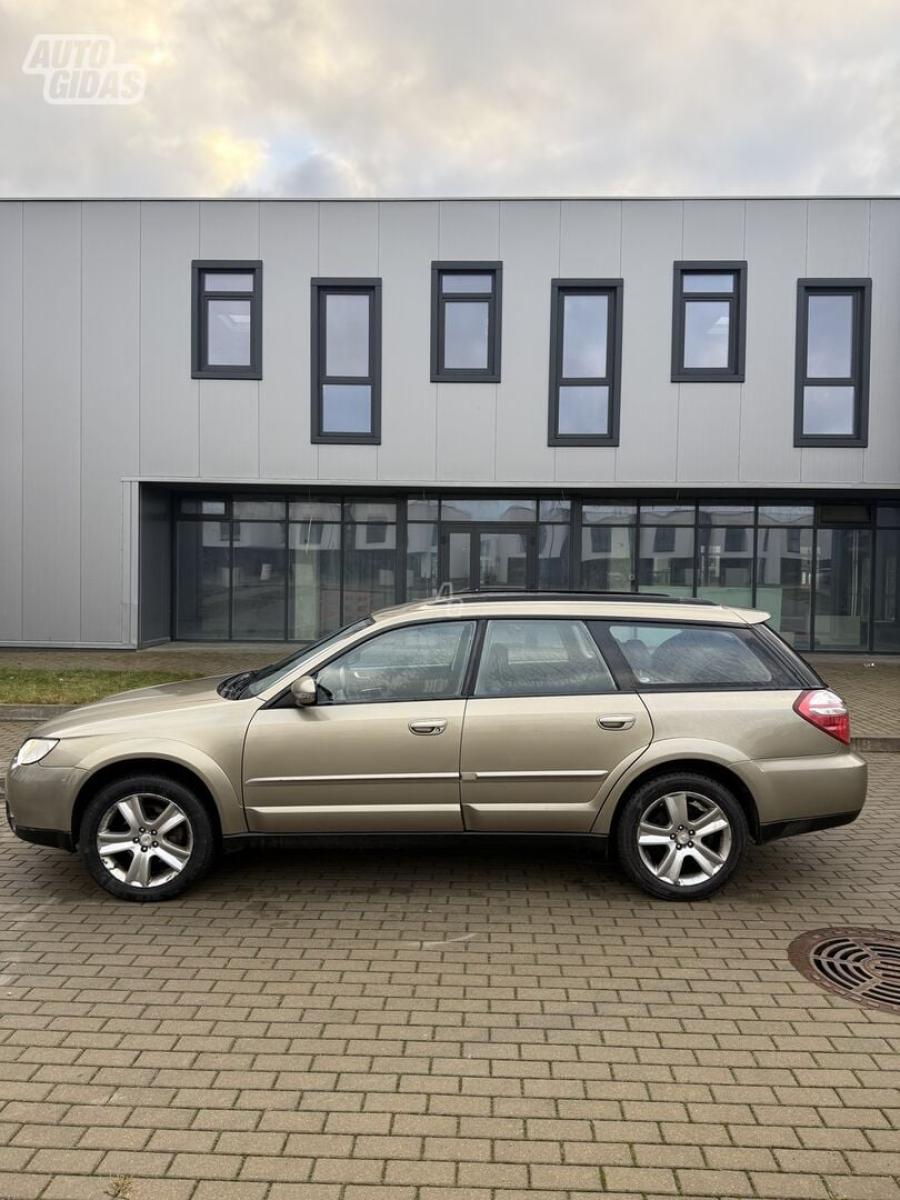 Subaru Outback 2008 in Panevezys, with an engine capacity of 2.50 L and mileage of 40 thousand km for 2650 €, photo 2 on AUTOMOTO.COM.LV