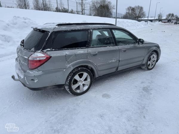 Subaru Outback 2008 in Vilnius, with an engine capacity of 2.50 L and mileage of 558 thousand km for 2100 €, photo 4 on AUTOMOTO.COM.LV