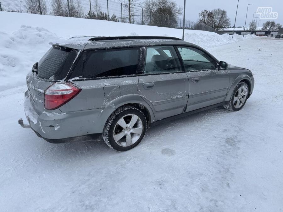 Subaru Outback 2008 in Vilnius, with an engine capacity of 2.50 L and mileage of 558 thousand km for 2100 €, photo 5 on AUTOMOTO.COM.LV
