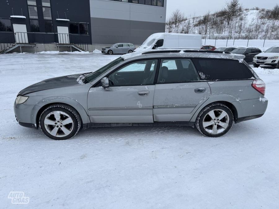 Subaru Outback 2008 in Vilnius, with an engine capacity of 2.50 L and mileage of 558 thousand km for 2100 €, photo 6 on AUTOMOTO.COM.LV