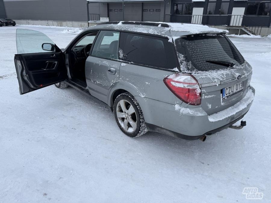 Subaru Outback 2008 in Vilnius, with an engine capacity of 2.50 L and mileage of 558 thousand km for 2100 €, photo 7 on AUTOMOTO.COM.LV
